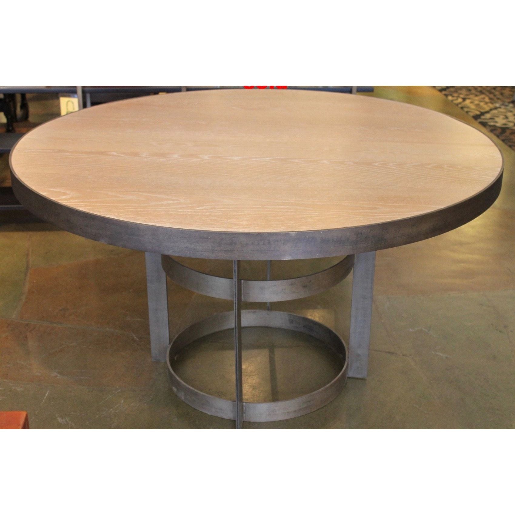 Philadelphia Modern Round Dining Table – Mortise & Tenon