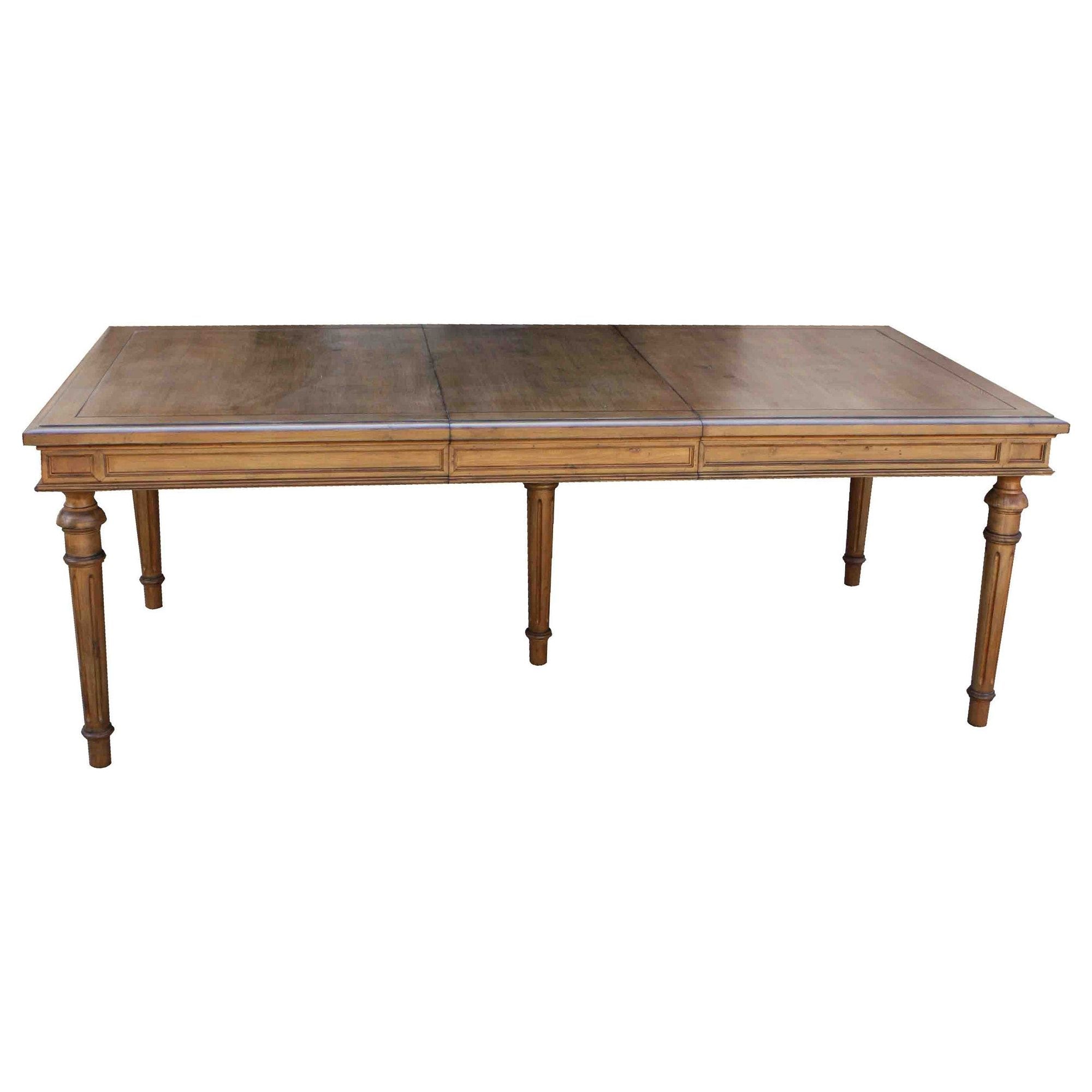 Classic Colonial Fluted Leg Dining Table With Center Extension ...